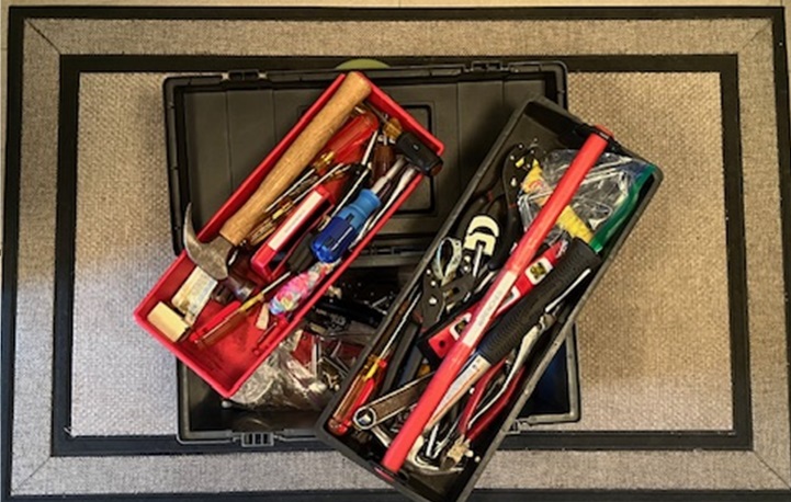 26 And Me. The Unhandy Side Of Retirement – Getting More From Les